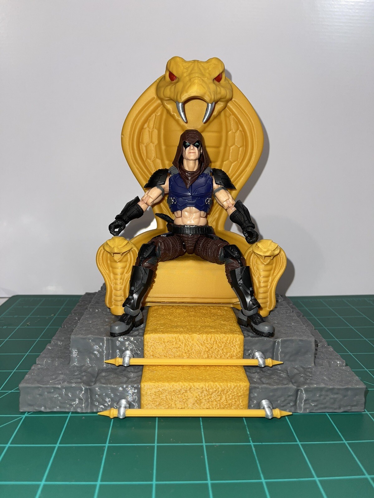 GiJoe Classified Imperial Serpent Throne for Serpentor & Cobra ...