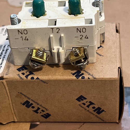 CUTLER HAMMER EATON 10250T2 30MM CONT BLK 2NO | eBay