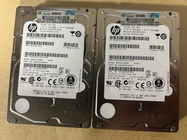 (Lot of 2) HP 2.5" 300GB 15k SAS HDD Model: EH0300FCBVC PN: 652625-002 ...