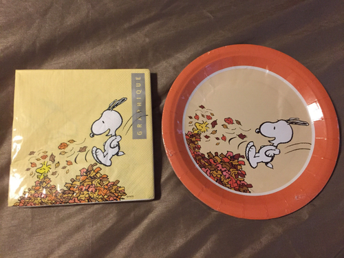 FALL SNOOPY &WOODSTOCK GRAPHIQUE PLATES 8CT 9" & NAPKINS 20CT 12" X 13 ...