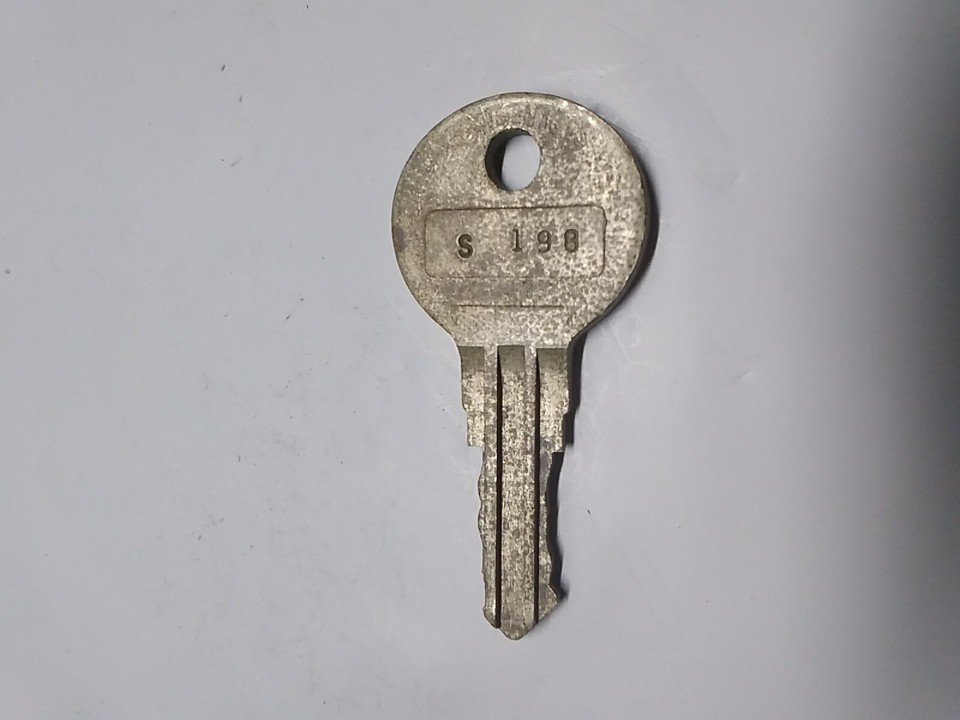 DUO KEY PACE SLOT MACHINE WURLITZER SEEBURG JUKEBOX WALLBOX S198 S 198 ...