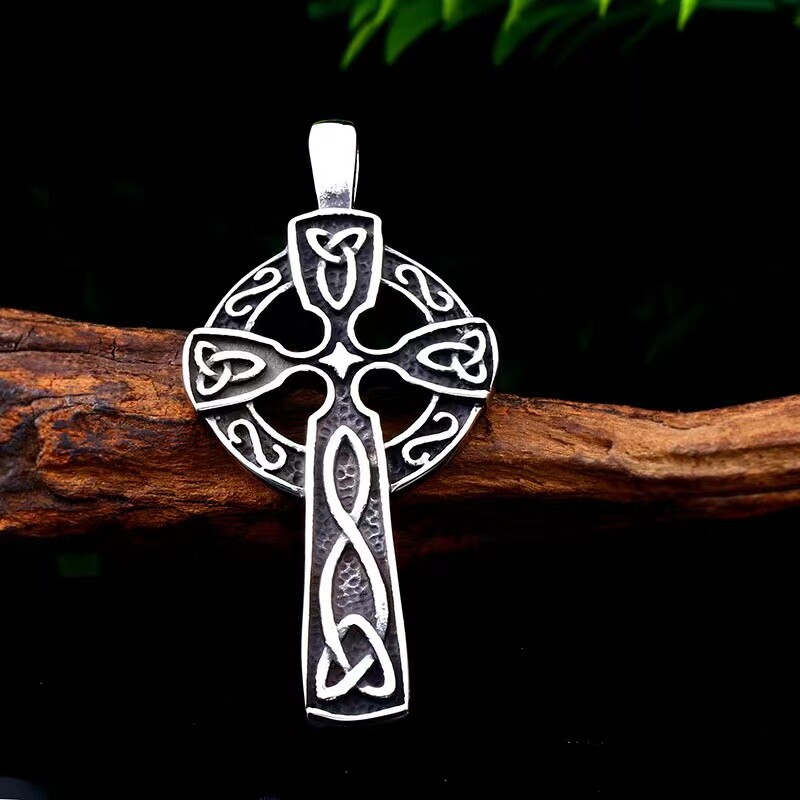 Mens Celtic Viking Valknut/ Triquetra/ Cross Pendant Necklace ...