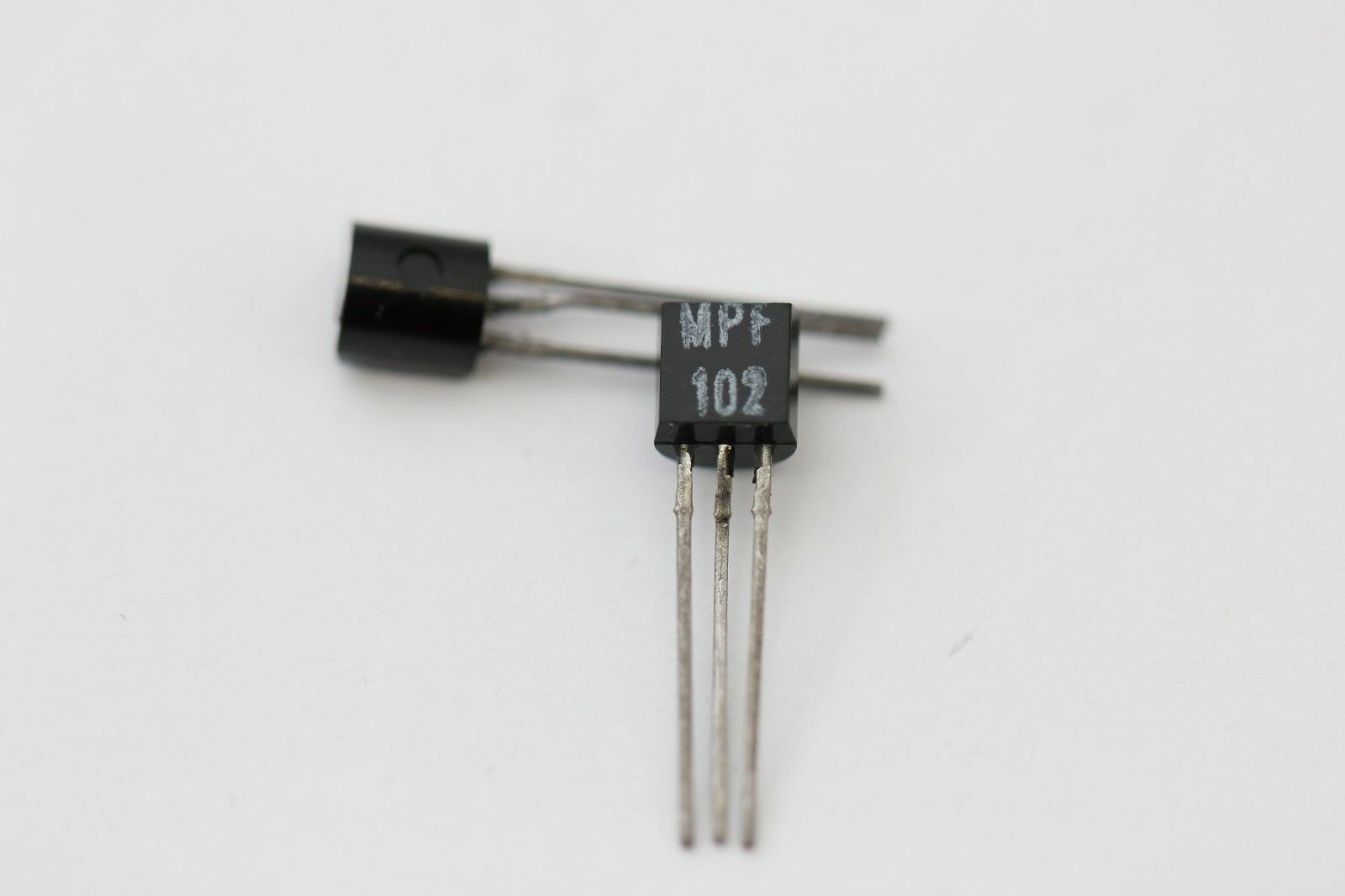 MPF102 TRANSISTOR NOS( New Old Stock ) 1PC. C132U2F160321 | eBay