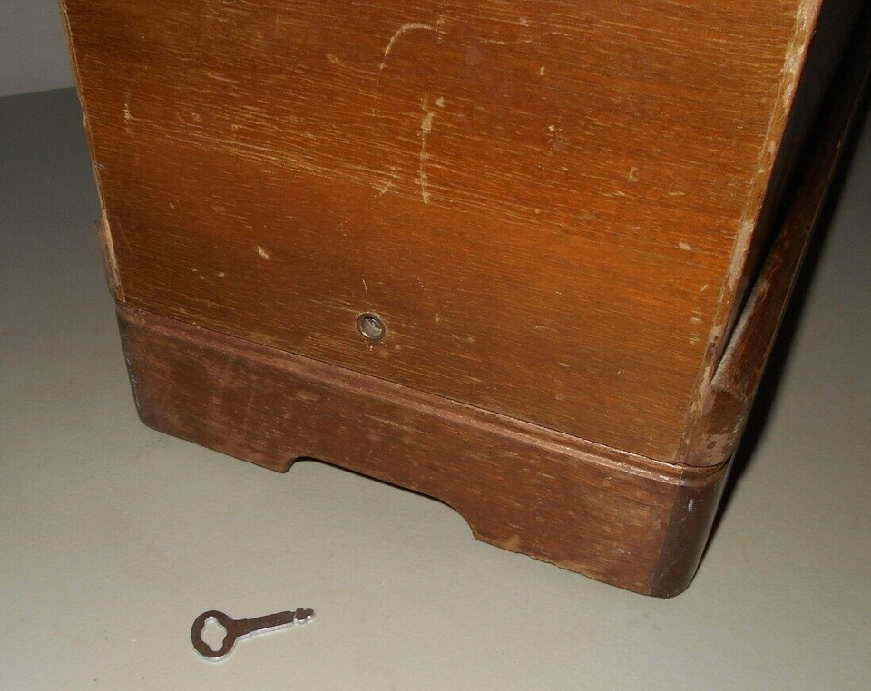 Singer Vintage 1951 Centennial Sewing Machine Bentwood Case Key ...