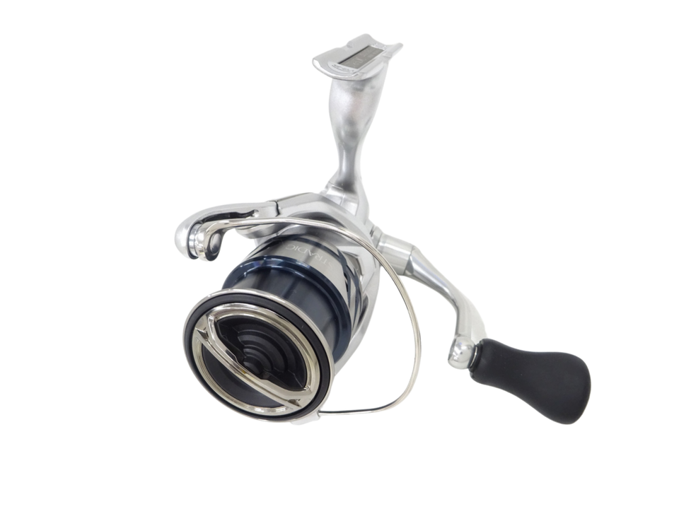 Shimano 23 STRADIC C2000SHG Spinning Reel Saltwater & Freshwater New in ...