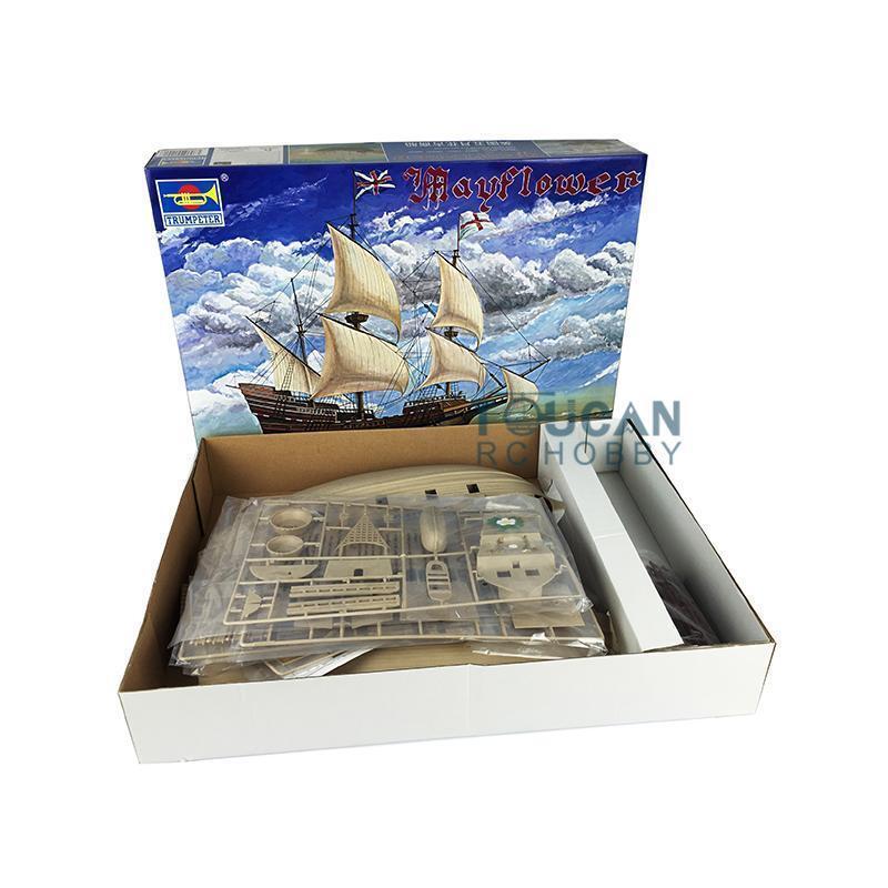 01201 1/60 Trumpeter Mayflower Sailboat Plastic Static Boat Ship Model ...