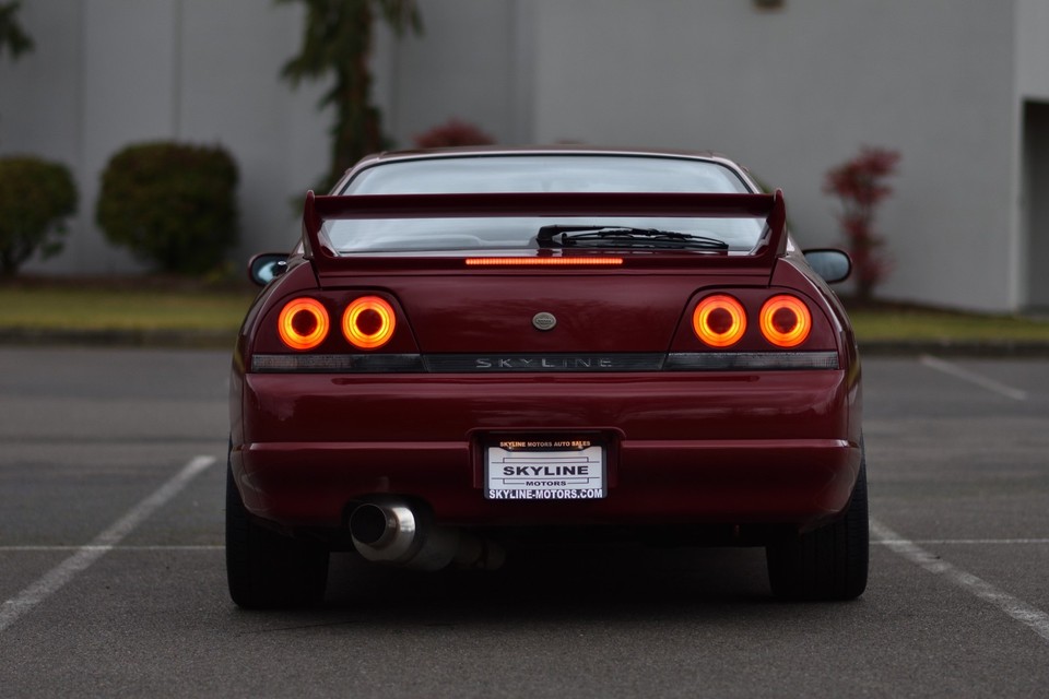 1993 Nissan GT-R R33 GTS-T w/R34 GT-R Front End | eBay