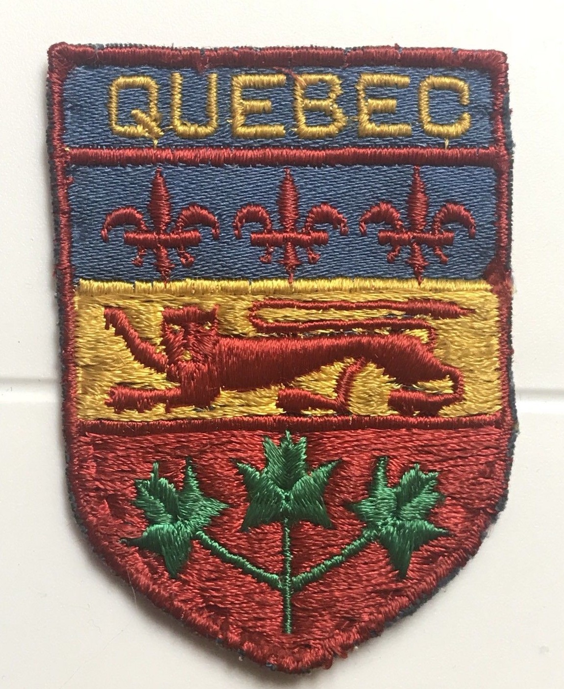 Quebec Canada Crest Shield Lion Heraldry Embroidered Canadian Souvenir ...