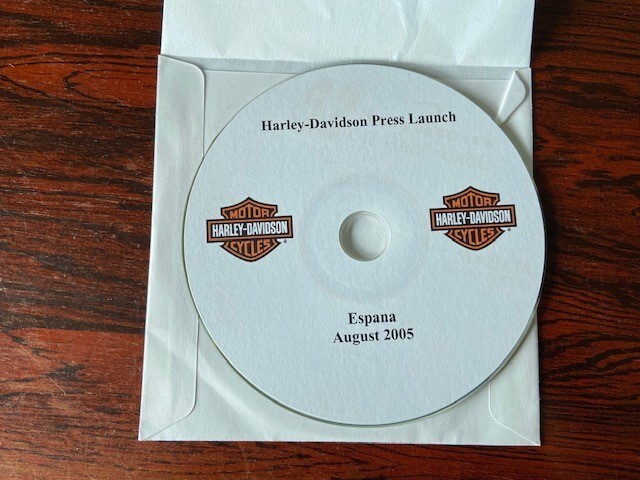 Harley-Davidson 2005 motorcycle press kit new model CD-ROM press launch ...