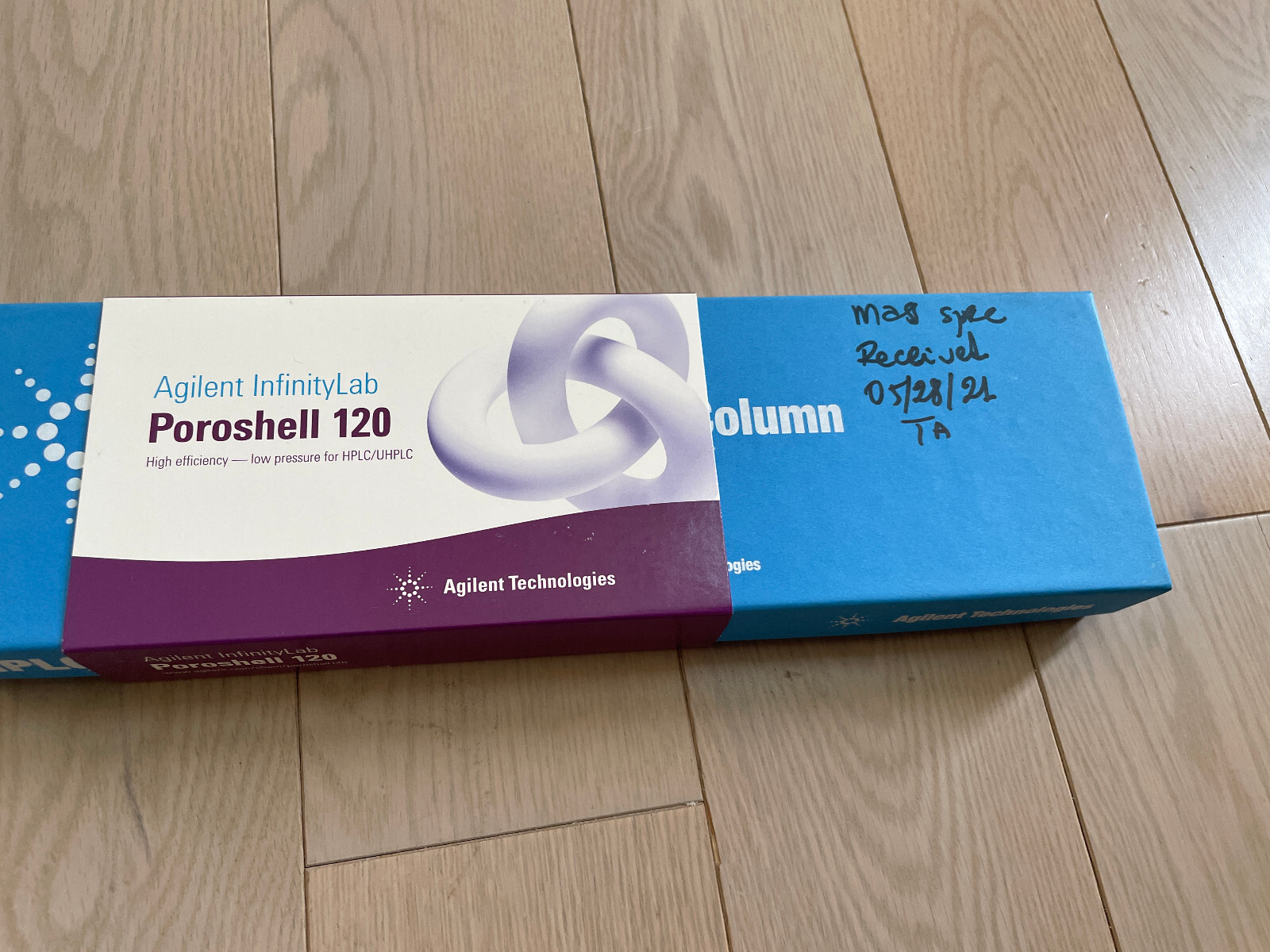 HPLC COLUMN Agilent Poroshell HPH-C18 2.1 x 150mm 693675-702 for sale ...