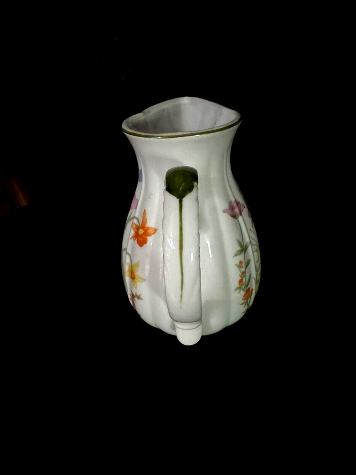 Vintage 1974 Mann Japan Day Lily Fine China 6" Creamer Pitcher Lily ...