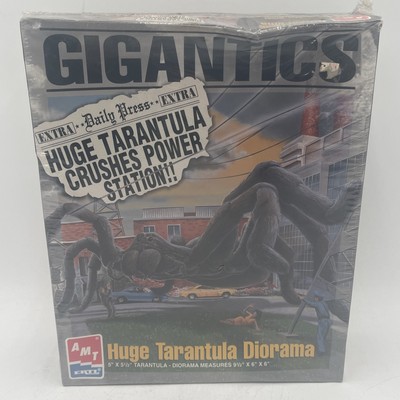 AMT Gigantics Huge Tarantula Diorama Model Kit 1996 NEW SEALED | eBay