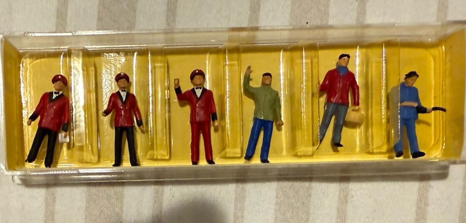 Lot of 11 Sets Preiser Hand Painted Miniature figures HO scale Made In ...
