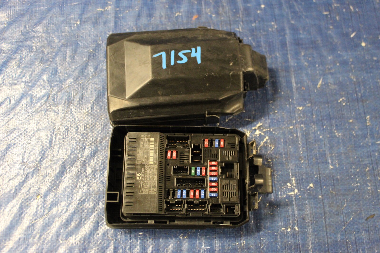 2017 INFINITI Q60 COUPE RED SPORT 400 OEM ENGINE BAY JUNCTION FUSE BOX ...