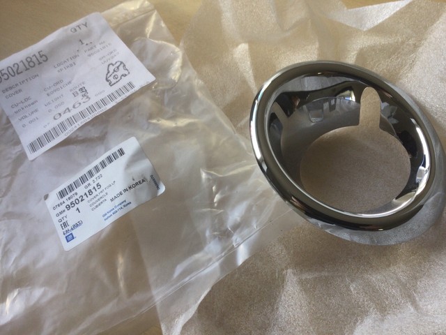 Genuine Vauxhall Mokka 2012 - NS LH Chrome Fog Lamp Surround Trim Bezel ...