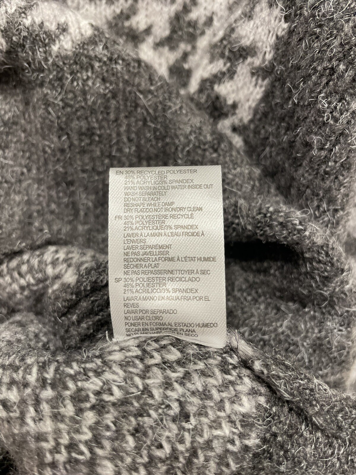 RD Style Conscious Women's Grey Turtleneck Sweater, Geometric Print ...