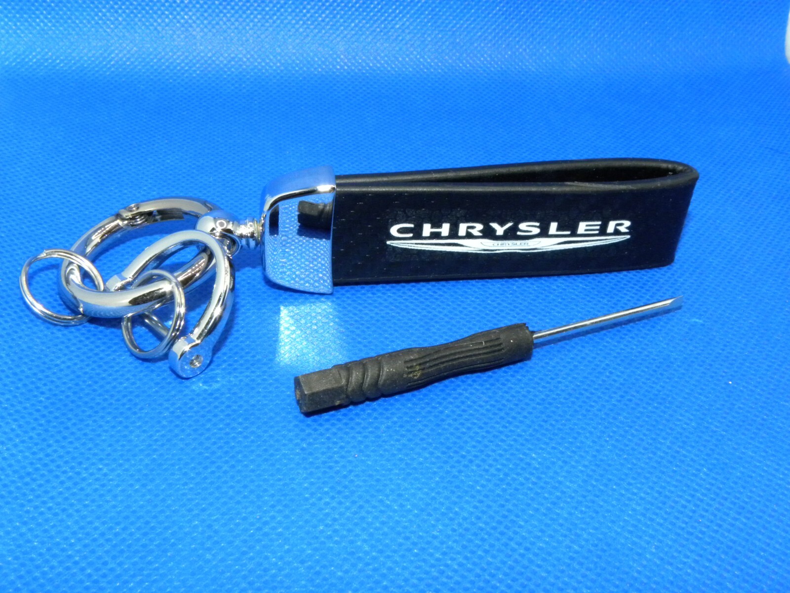 Chrysler - Carbon Fiber Car Zinc Alloy - Keychain - Keyring - 300 ...