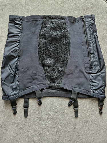 Rago Open Bottom Girdle (Style 349) Size 32/XL W/ 6 Metal Garters ...