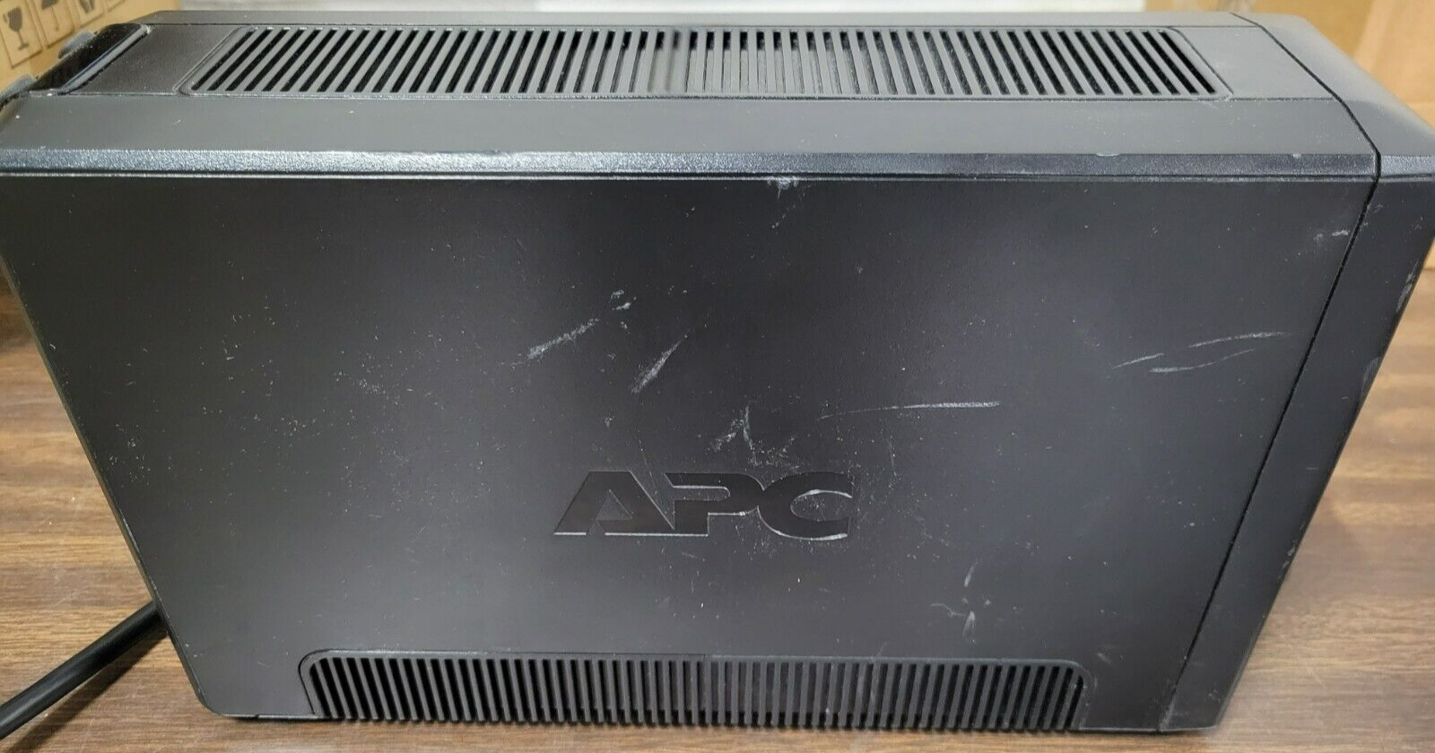 APC Pro 700 Back-UPS Model Number BR700G *******No Battery****** TESTED ...