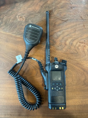 Motorola APX 8000 Handheld UHF Radio Multi-Band, High Performance ...