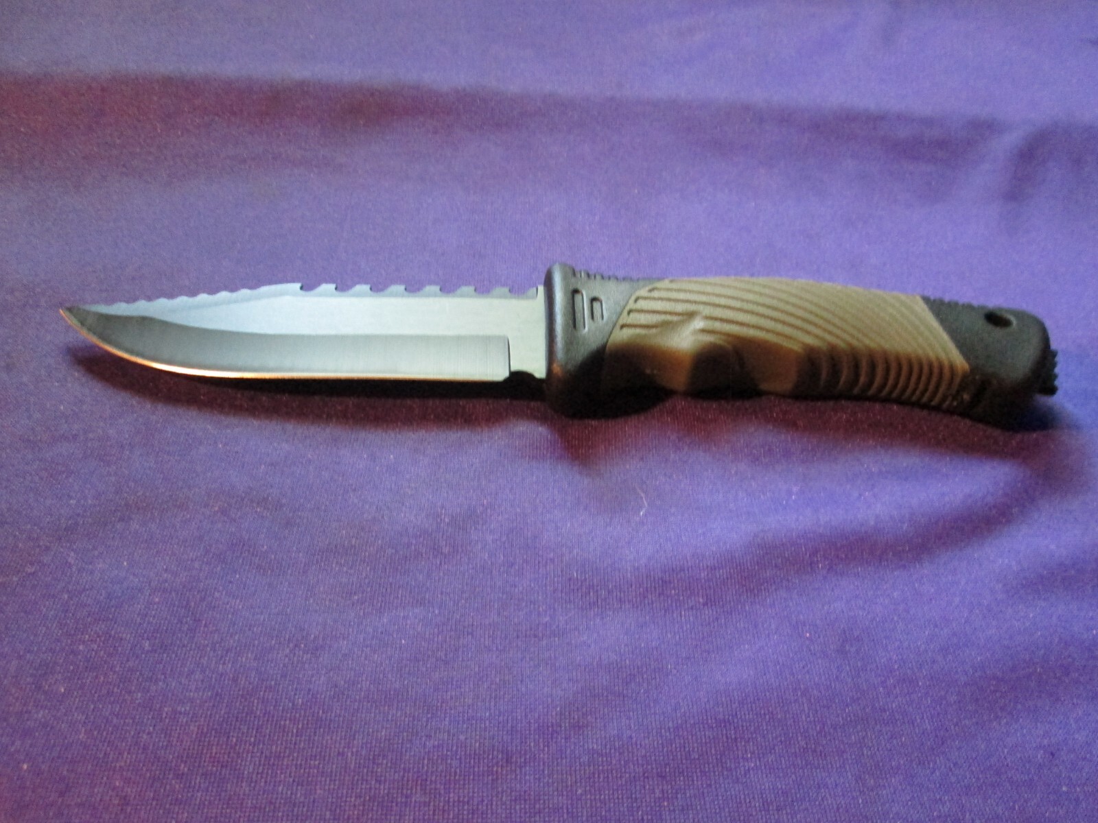 RITE EDGE 9 1/4" TREE BARK SAWBACK HUNTING KNIFE 5" B/G HANDLE RUBBER ...