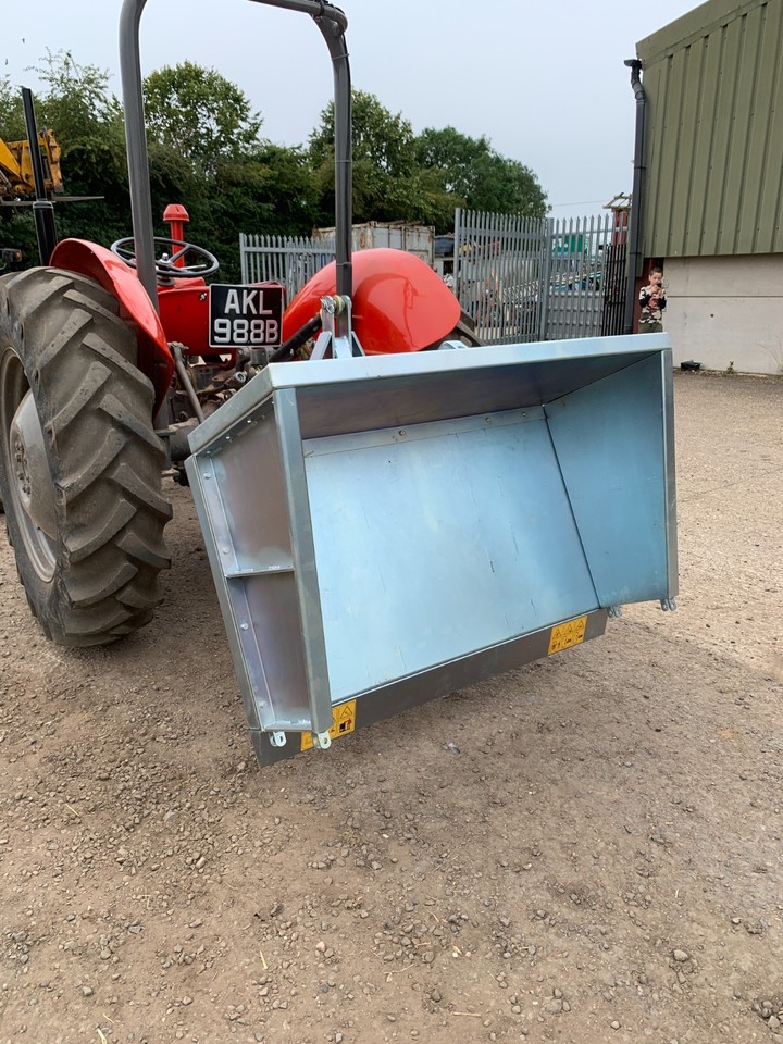 Tractor Mounted Link Box 4′ 1.2m wide Tipping Galvanised from Jacksta ...