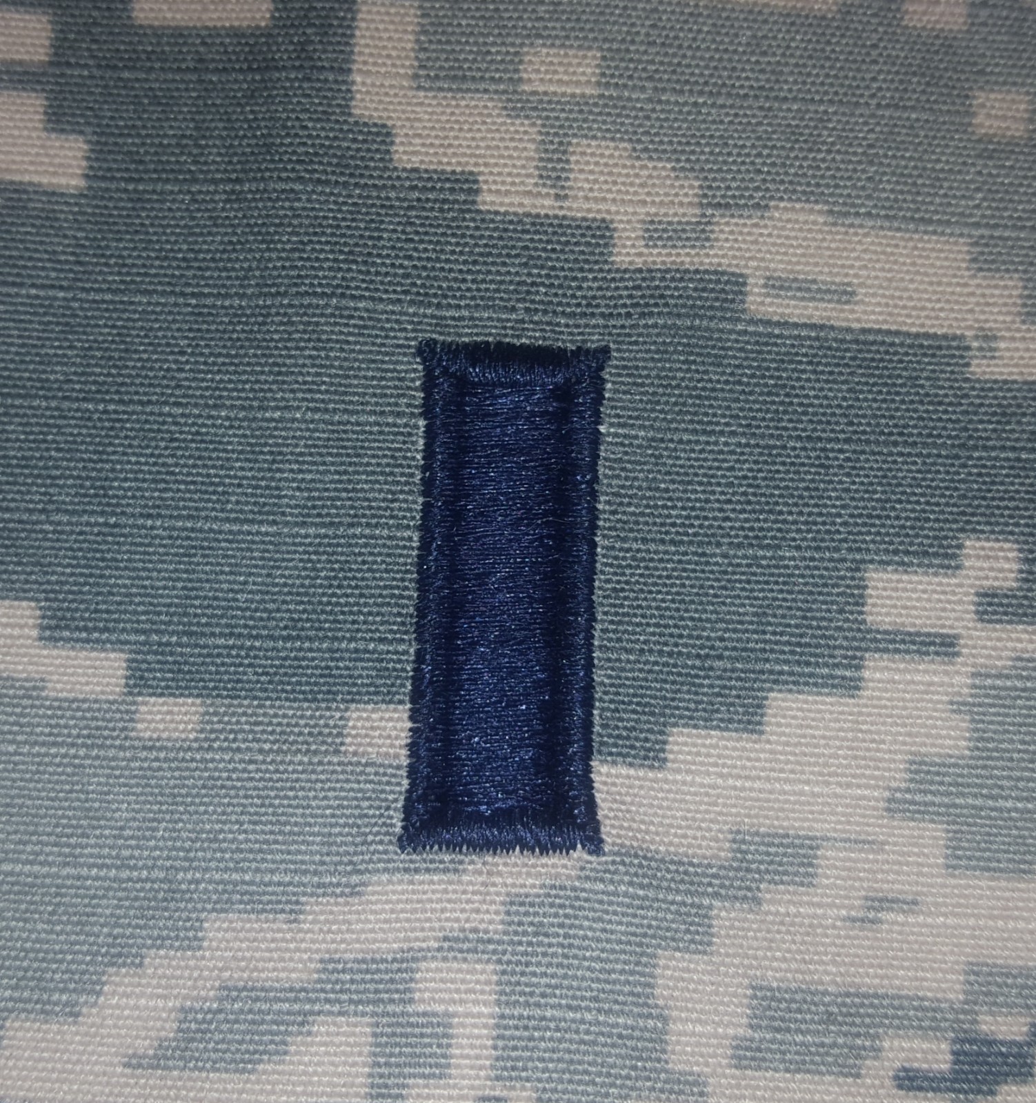 US AIR FORCE PATCH- Lieutenant Rank (set of 2) 1Lt on ABU Material 1st ...