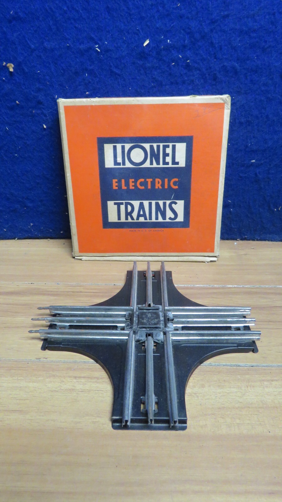 Lionel No. 020 - 90 Degree O Gauge Crossing Track with Original BOX 625963 | eBay