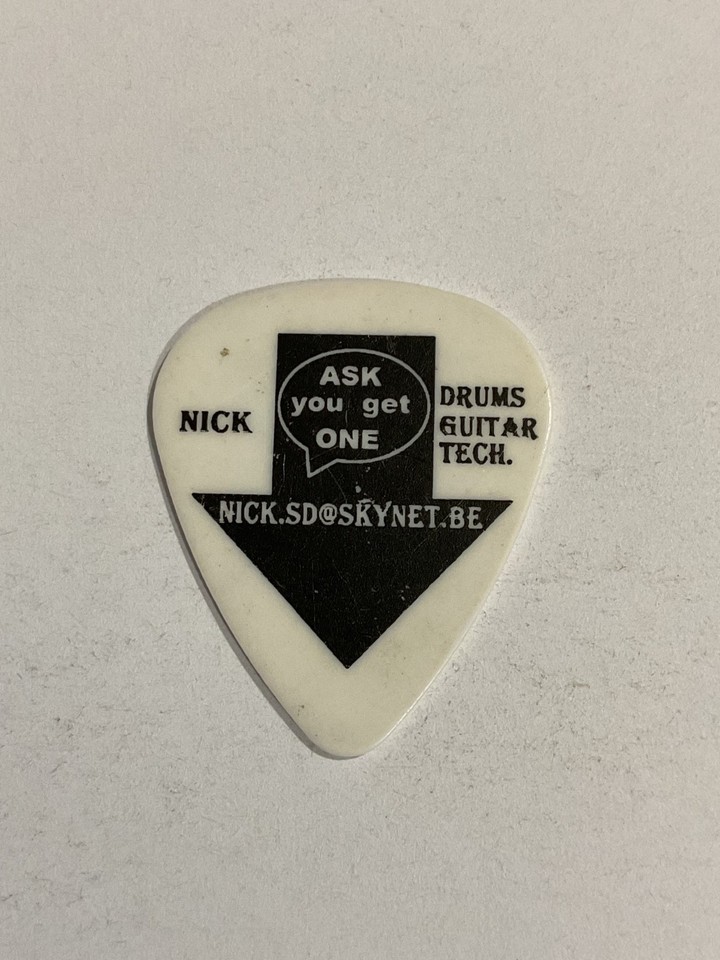 Black Label Max Pie Guitar Pick (C) | eBay