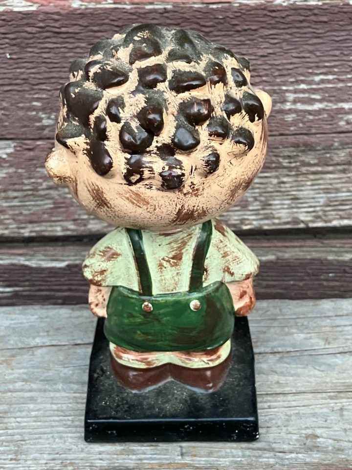 VTG PEANUTS COMIC STRIP PIG PEN BOBBLE HEAD FIGURE 1960's | eBay