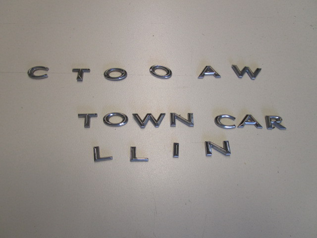 Lincoln Town Car Trunk Silver Emblem Letter ( Letter C only ) OEM | eBay