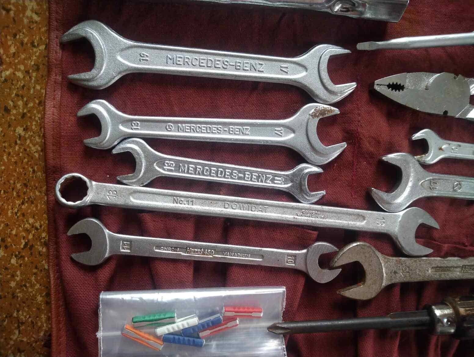 Mercedes tool kit w110 w115 w116 w111 w109 w120 w108 w113 w107 sl | eBay