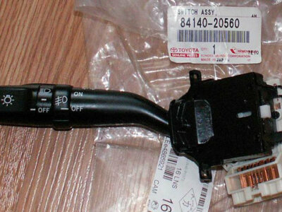 Toyota OEM Genuine Switch Assembly Head Lamp Dimmer 84140-20560