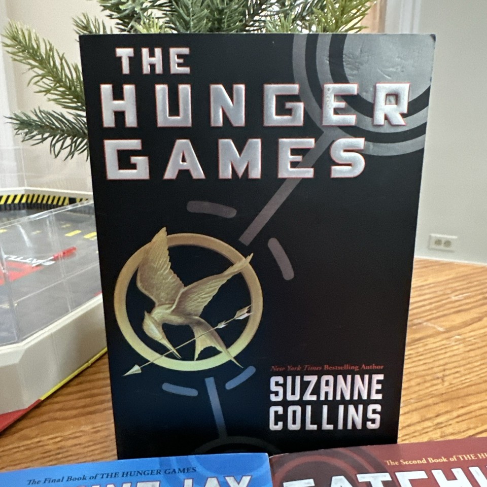 Hunger Games Trilogy by Suzanne Collins Book Set - Lot Of 3 PB | eBay