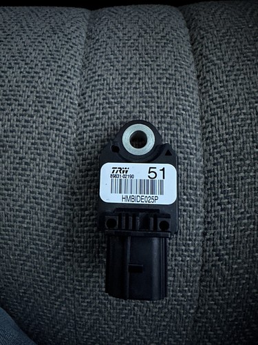 2014-2019 TOYOTA COROLLA DRIVER SIDE PILLAR CRASH SENSOR 89831-02190 | eBay