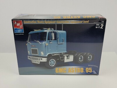 AMT 38164 GMC Astro 95 model kit | eBay