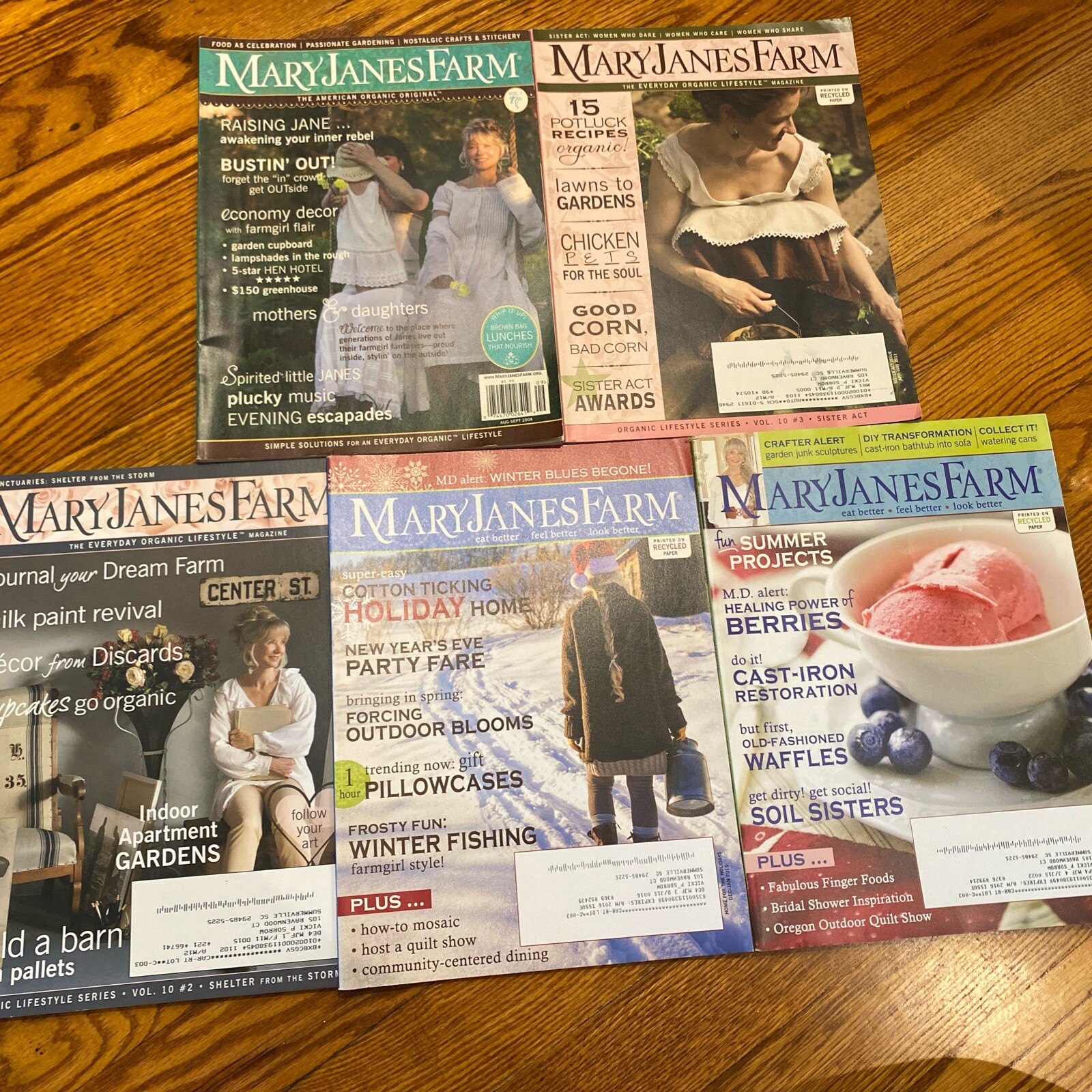 Lot of 5 Mary Jane's Farm Magazines-A/S 2008, F/M, A/M 2011, J/J, D/J ...