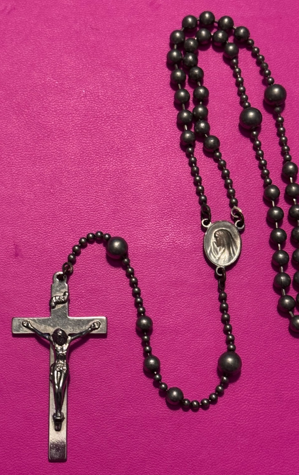 RARE WWII SOLDIERS PULL CHAIN PERSONAL BATTLE PROOF MOTHER OF SORROWS ...