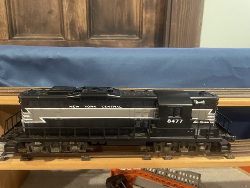 Lionel 6-8477 New York Central GP9 Powered Diesel Locomotive #8477 w ...