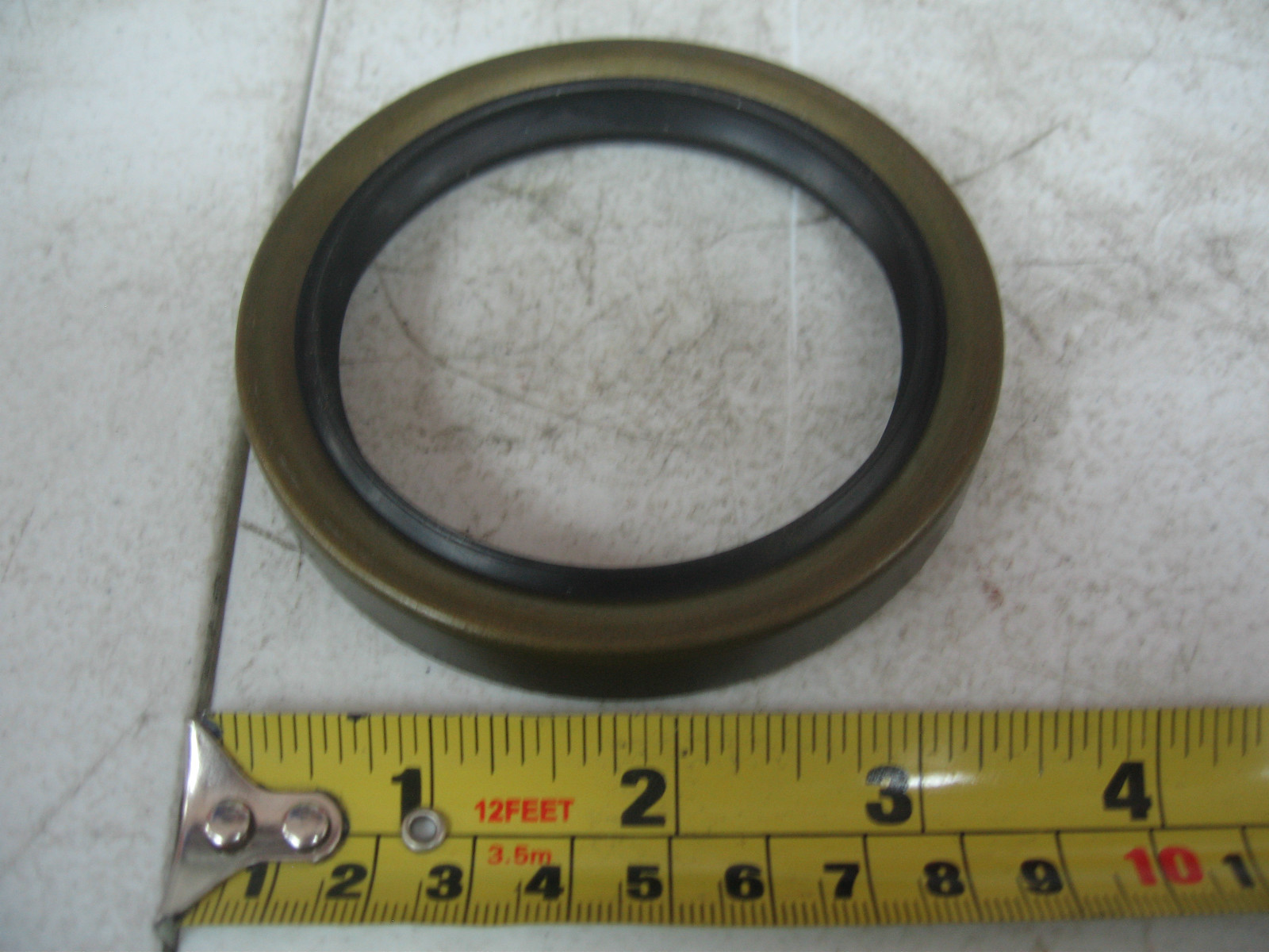 Rear Yoke Seal Excel # EM76900 Ref. # National 417484 415322r SKF 27295 ...