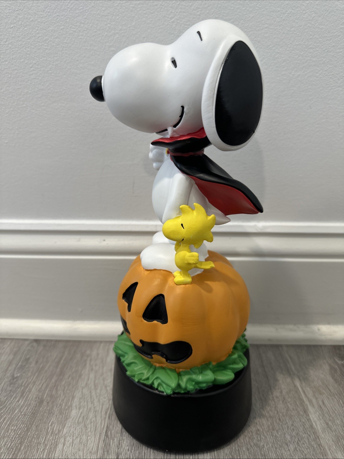 Peanuts Vampire Snoopy and Woodstock Halloween Figurine 2025 Limited ...