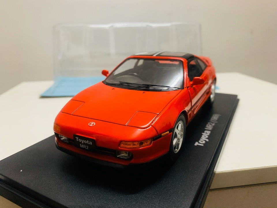 Toyota MR2 1989 Red 2 Open Door 1:24 Scale Die-Cast Model Car New in ...