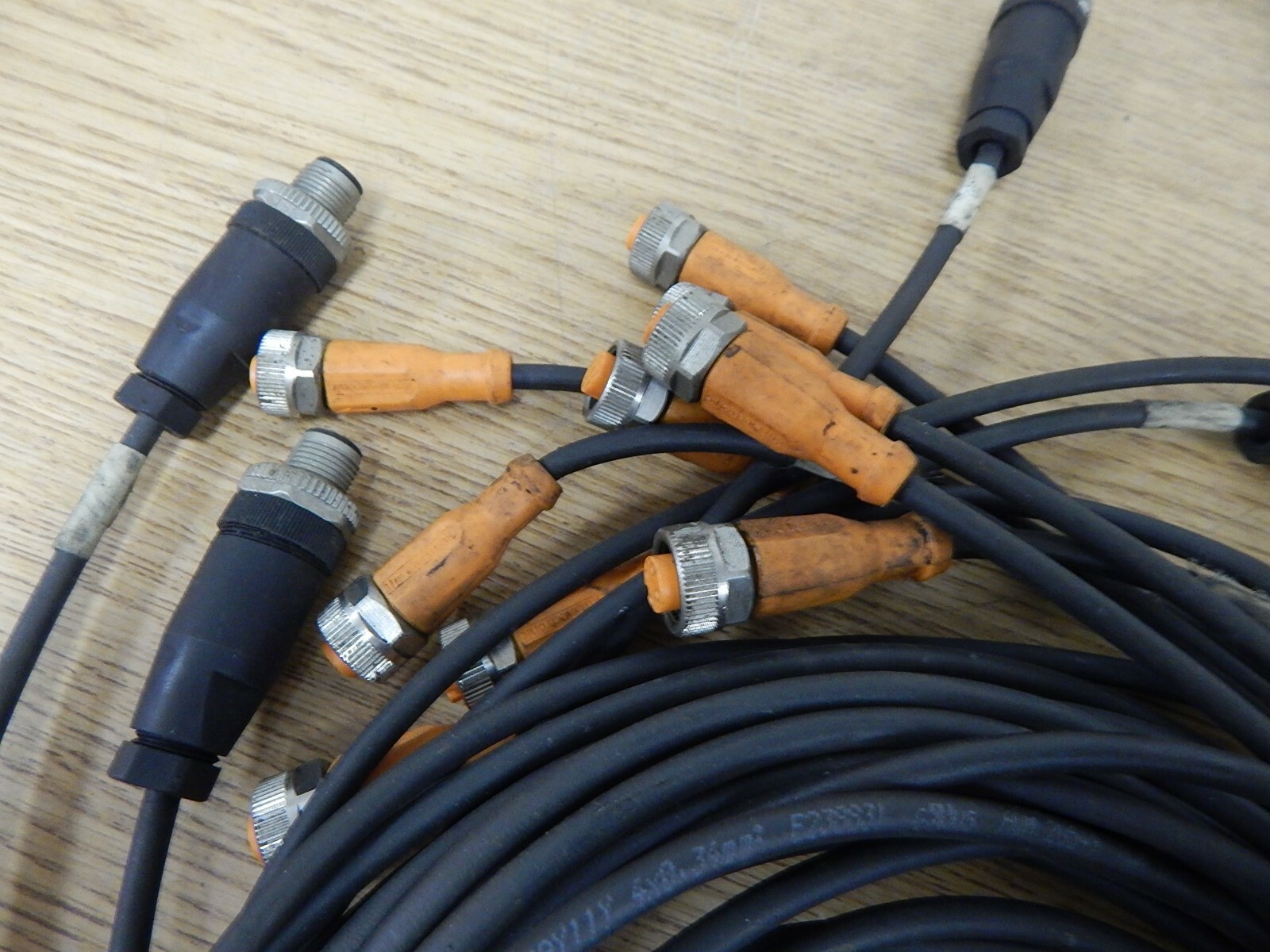 IFM Electronics Lif9Y11Y 4x0.34mm E238831 20549 Cables, Lot of 10 FREE ...