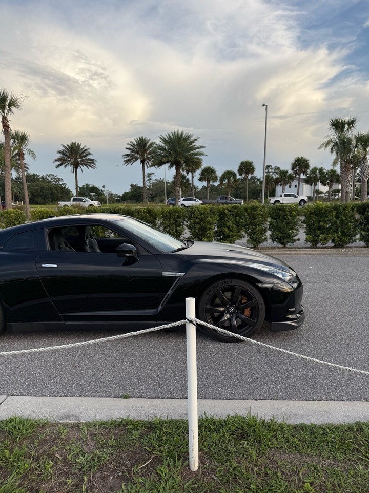 2010 Nissan GT-R BASE | eBay