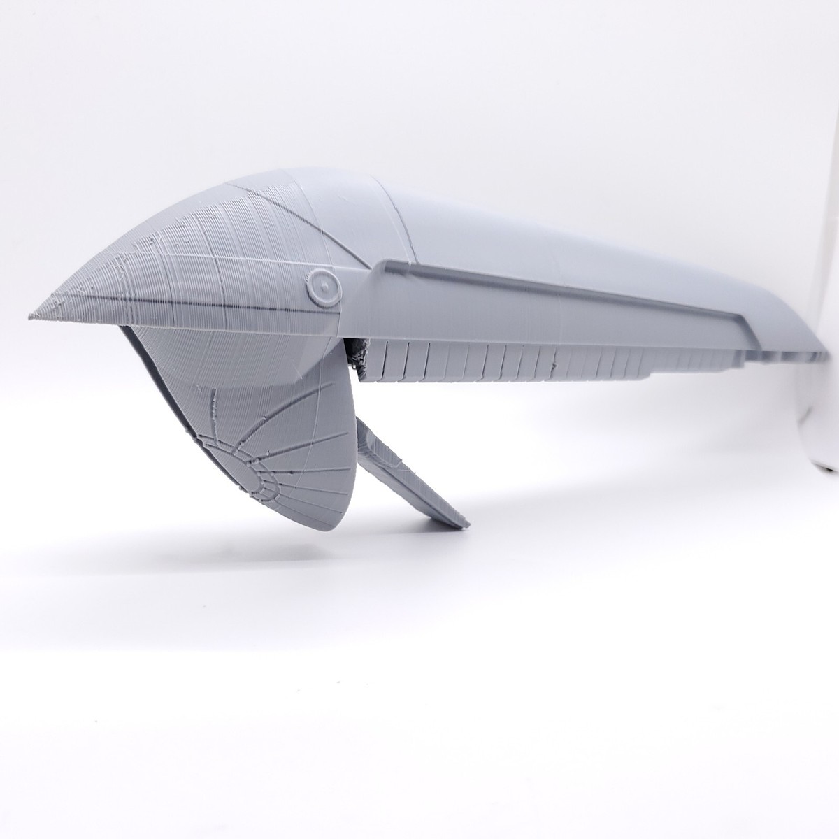 Independence Day Ship Model Lindberg Independence Day CAPTURED ALIEN