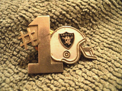 Raiders Pins Hard to Find "# 1 Raiders", NFL Football Collector Pin ...