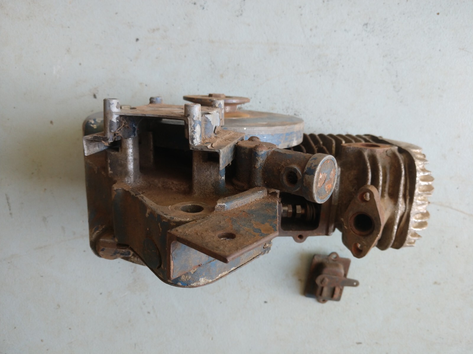 Early Whizzer Model H motor / engine low serial number 6850 | eBay