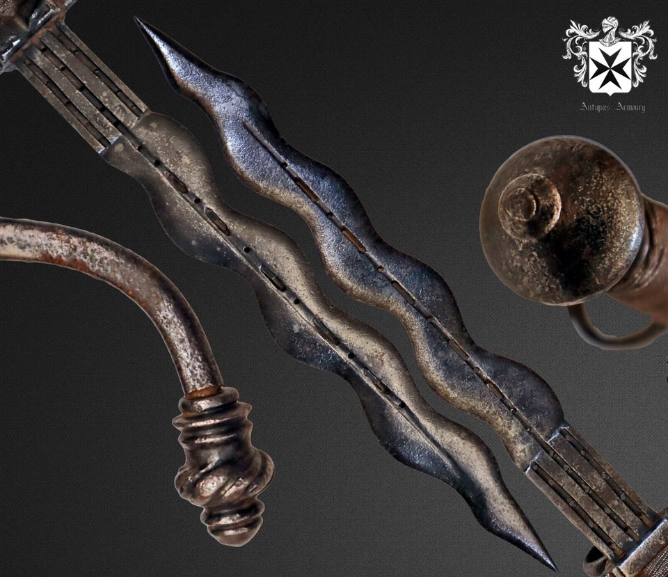 Left Handed Dagger Flamboyant / Flamberge Blade | eBay