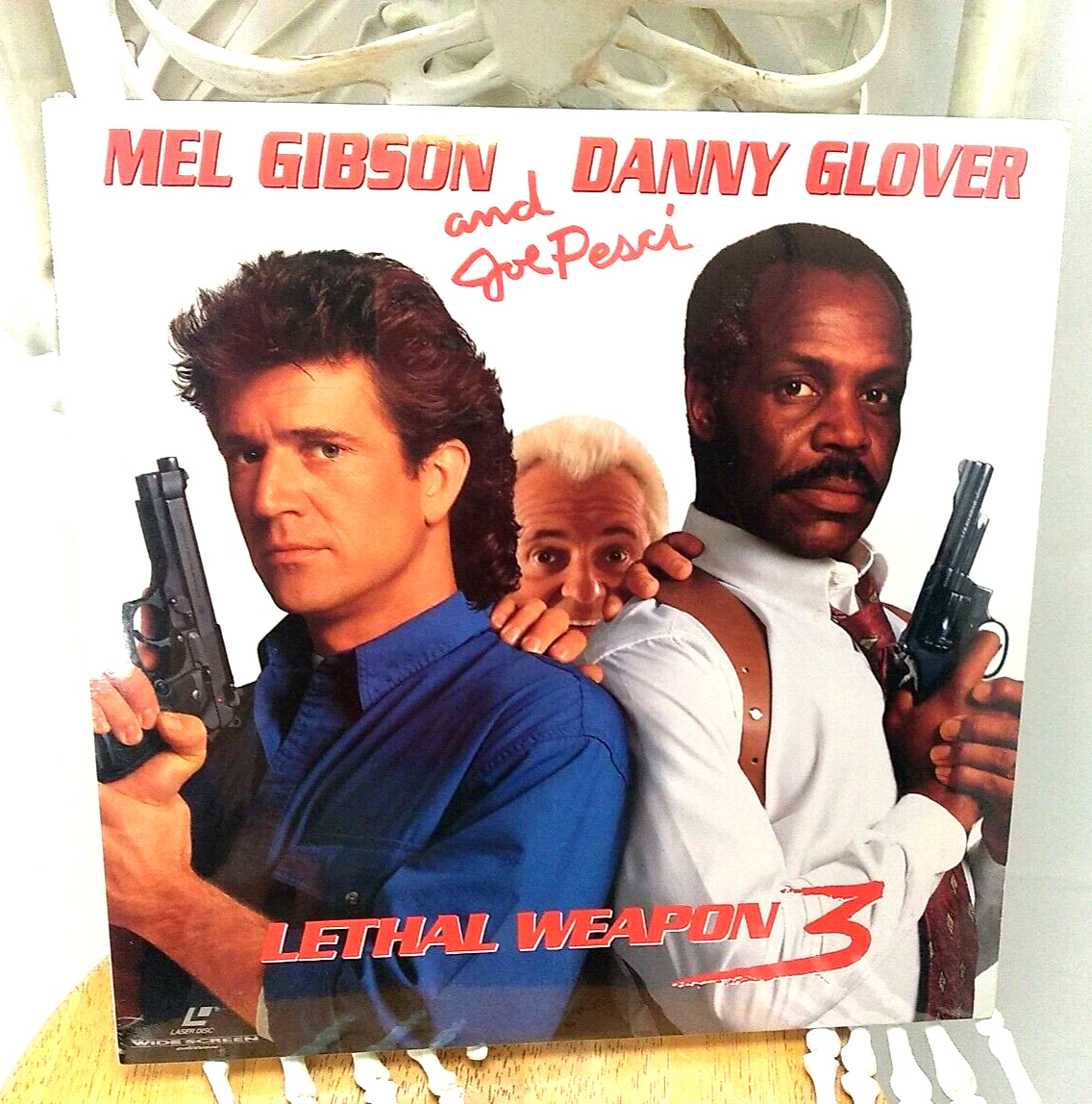Danny Glover Lethal Weapon Gun