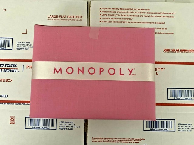 Monopoly Boutique Pink Edition 2007 by Hasbro Complete for sale online ...